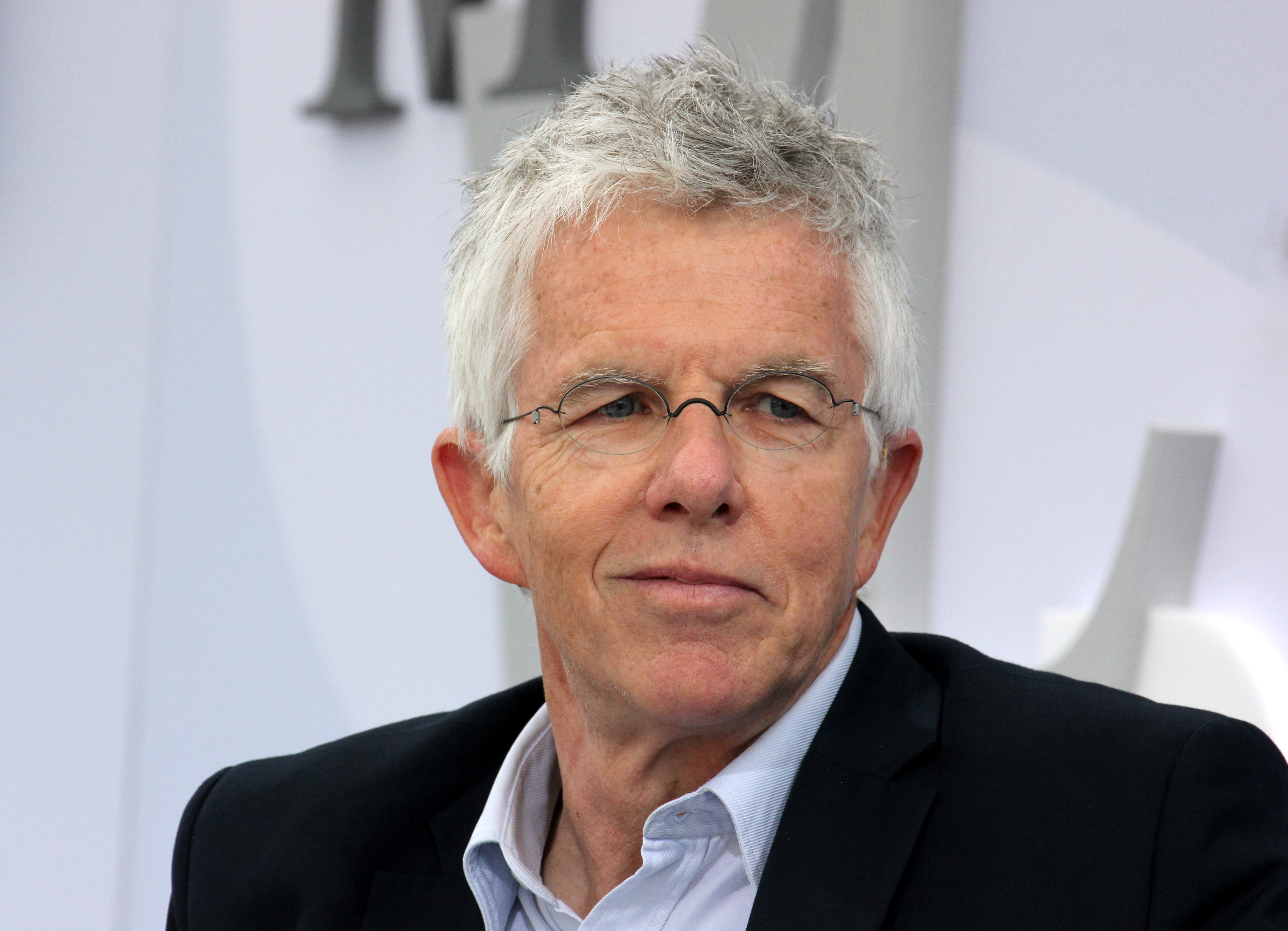 LIEBER THOMAS STRAUBHAAR, WAR’S DAS JETZT MIT DER GLOBALISIERUNG ...